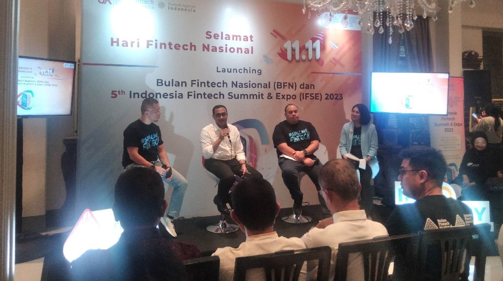 Fakta | Era Suku Bunga Tinggi, Pinjol Gigit Jari