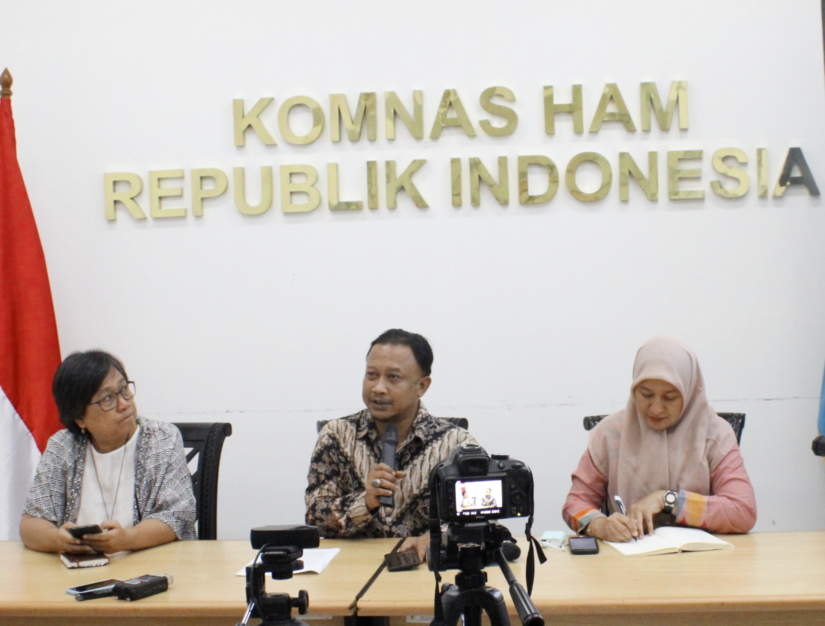 Fakta | Eks Komisioner Komnas HAM Choirul Anam Gabung TPN Ganjar-Mahfud