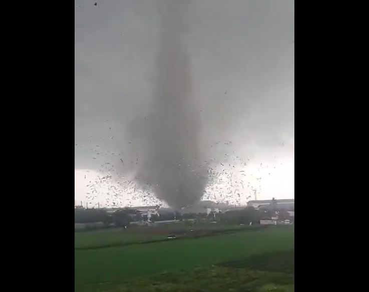 Apa yang Harus Dilakukan saat Terjadi Bencana Angin Tornado? | Fakta.com